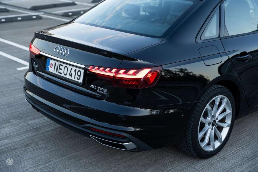 Black Audi A4 2021 in Vilnius, with an engine capacity of 2.00 L and mileage of 61 thousand km for 23900 €, photo 31 on AUTOMOTO.COM.LV