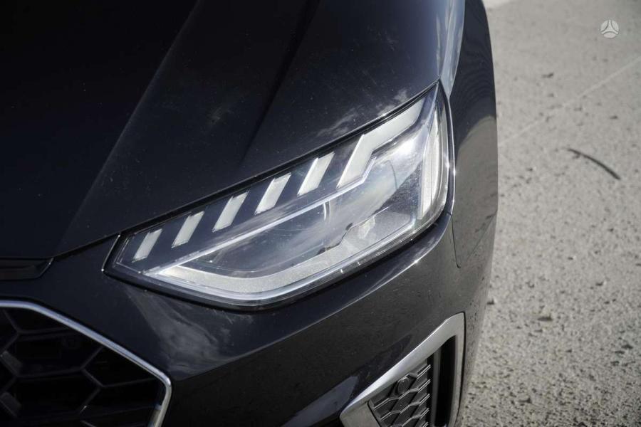 Melns Audi A4 2022 Viļņa, ar dzinēja tilpumu 1.98 L un nobraukumu 61 tūkst. km par 24600 €, foto 7 vietnē AUTOMOTO.COM.LV
