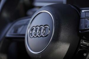 Melns Audi A4 2022 Viļņa, ar dzinēja tilpumu 1.98 L un nobraukumu 61 tūkst. km par 24600 €, foto 41 vietnē AUTOMOTO.COM.LV
