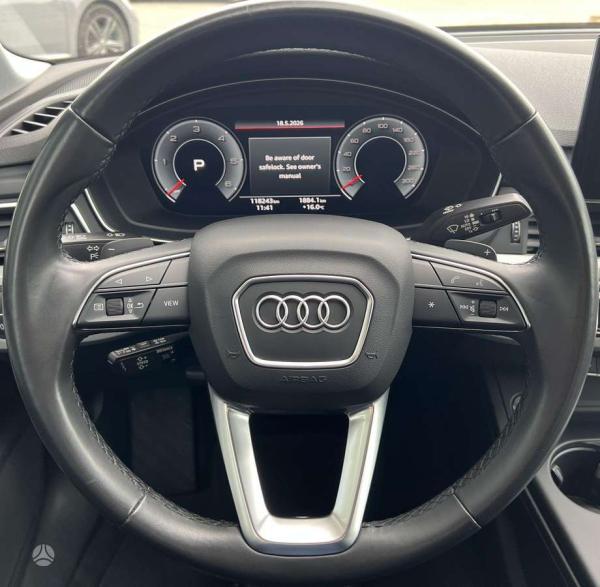 Black Audi A4 2022 in Kaunas, with an engine capacity of 1.98 L and mileage of 121 thousand km for 23800 €, photo 9 on AUTOMOTO.COM.LV