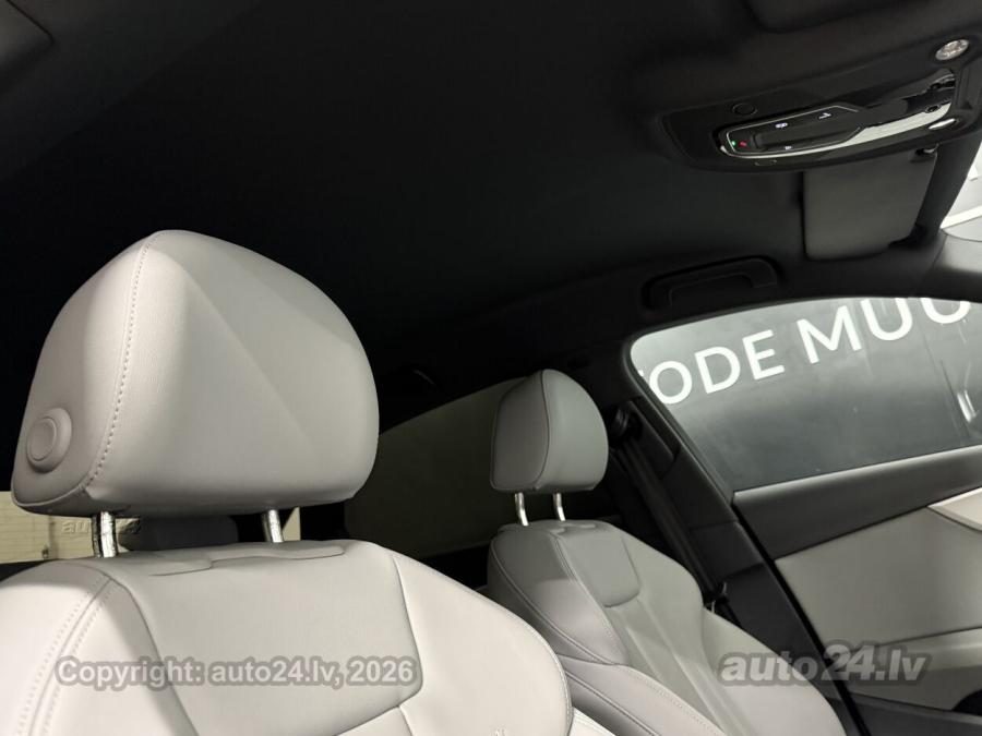 Melns Audi A4 2023 Tallina, ar dzinēja tilpumu 2.00 L un nobraukumu 35 tūkst. km par 27995 €, foto 14 vietnē AUTOMOTO.COM.LV