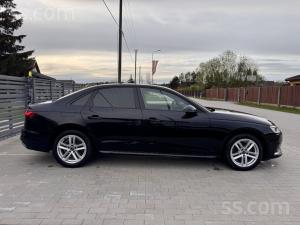 Melns Audi A4 2023 Rīga, ar dzinēja tilpumu 2.00 L un nobraukumu 53 tūkst. km par 25900 €, foto 4 vietnē AUTOMOTO.COM.LV