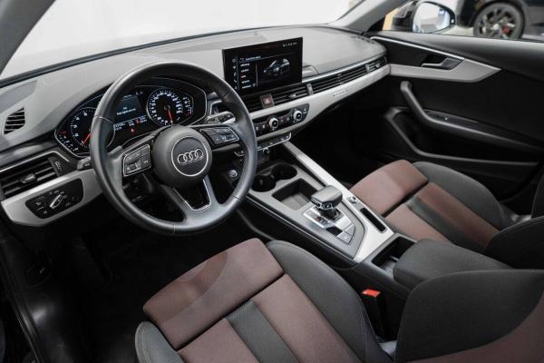 Audi A4 2023 in Tallinn on AUTOMOTO.COM.LV Black Audi A4 2023 in Tallinn, with an engine capacity of 2.00 L and mileage of 133 thousand km for 23900 €, photo 9 on AUTOMOTO.COM.LV