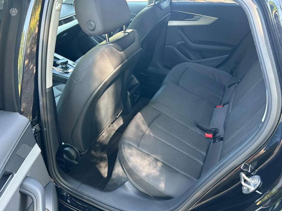 Black Audi A4 2023 in Taurage, with an engine capacity of 1.97 L and mileage of 228 thousand km for 15900 €, photo 10 on AUTOMOTO.COM.LV