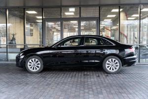 Melns Audi A4 2024 Viļņa, ar dzinēja tilpumu 1.98 L un nobraukumu 32 tūkst. km par 31500 €, foto 4 vietnē AUTOMOTO.COM.LV