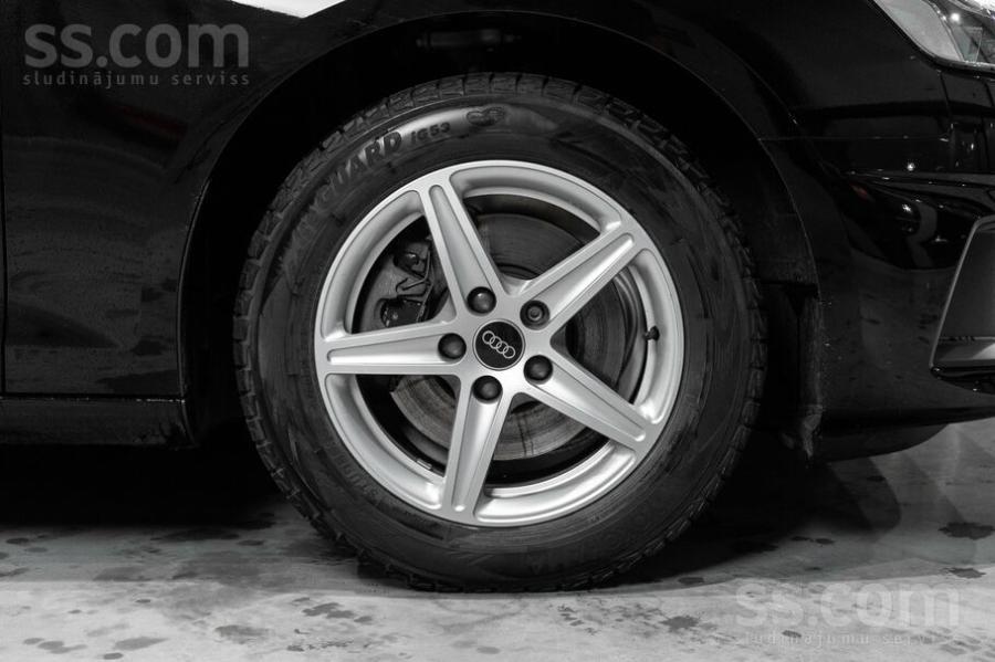 Melns Audi A4 2024 Rīga, ar dzinēja tilpumu 2.00 L un nobraukumu 16 tūkst. km par 28000 €, foto 7 vietnē AUTOMOTO.COM.LV