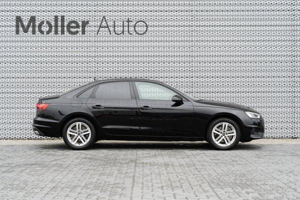 Black Audi A4 2024 in Marupe, with an engine capacity of 2.00 L and mileage of 45 thousand km for 28250 €, photo 6 on AUTOMOTO.COM.LV