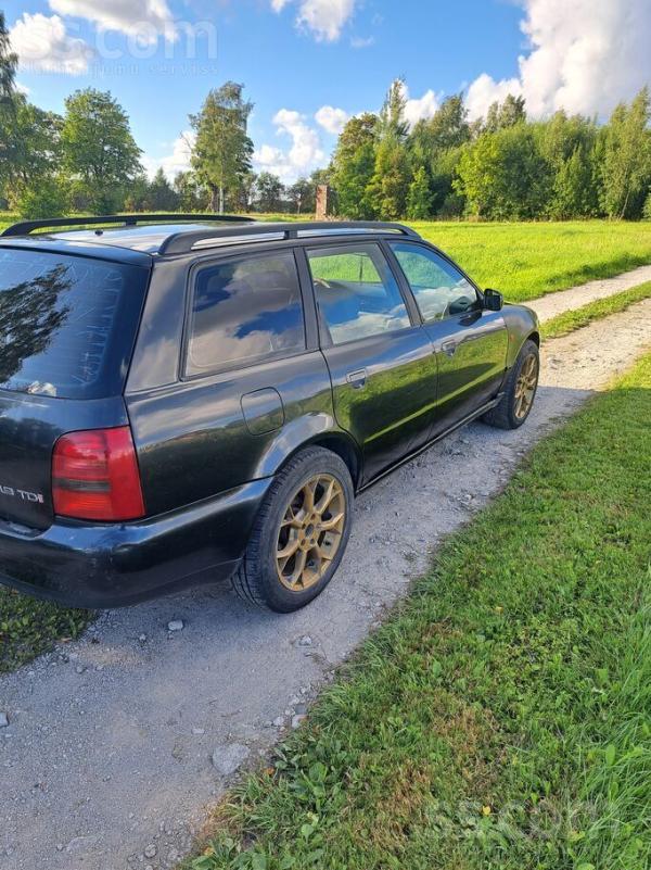 Black Audi A4 1996 in Tukums, with an engine capacity of 1.90 L and mileage of 0 thousand km for 1000 €, photo 3 on AUTOMOTO.COM.LV
