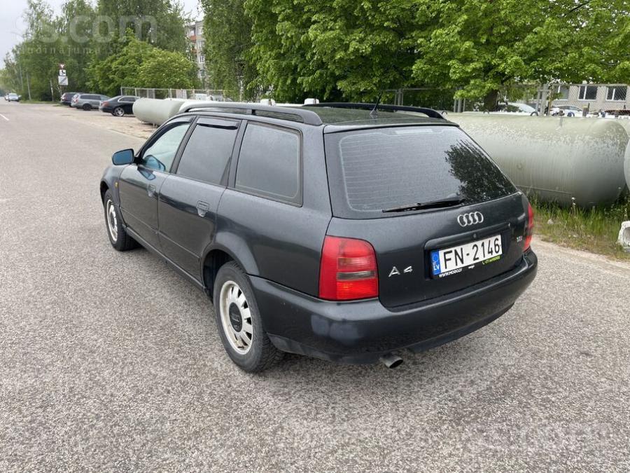 Melns Audi A4 1997 Liepāja, ar dzinēja tilpumu 1.80 L un nobraukumu 328 tūkst. km par 850 €, foto 3 vietnē AUTOMOTO.COM.LV
