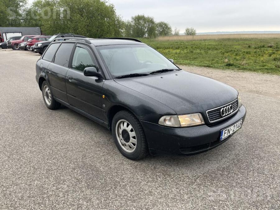 Melns Audi A4 1997 Liepāja, ar dzinēja tilpumu 1.80 L un nobraukumu 328 tūkst. km par 850 €, foto 5 vietnē AUTOMOTO.COM.LV
