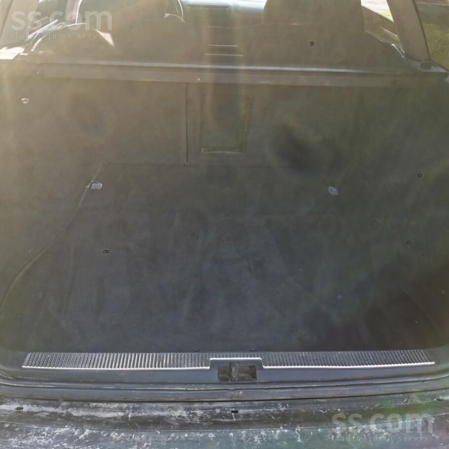 Melns Audi A4 1997 Alūksne, ar dzinēja tilpumu 1.80 L un nobraukumu 0 tūkst. km par 900 €, foto 4 vietnē AUTOMOTO.COM.LV