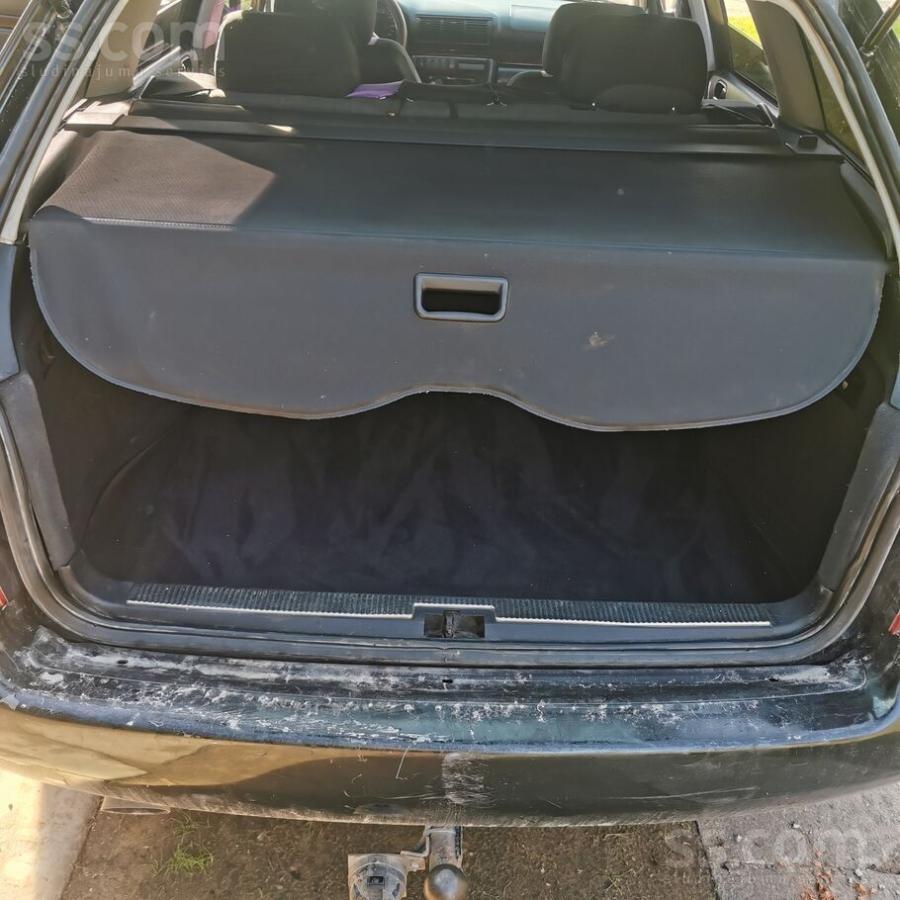 Melns Audi A4 1997 Alūksne, ar dzinēja tilpumu 1.80 L un nobraukumu 0 tūkst. km par 900 €, foto 5 vietnē AUTOMOTO.COM.LV