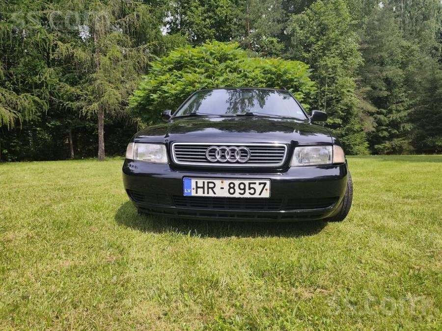 Melns Audi A4 1997 Cēsis, ar dzinēja tilpumu 1.80 L un nobraukumu 369 tūkst. km par 1400 €, foto 3 vietnē AUTOMOTO.COM.LV