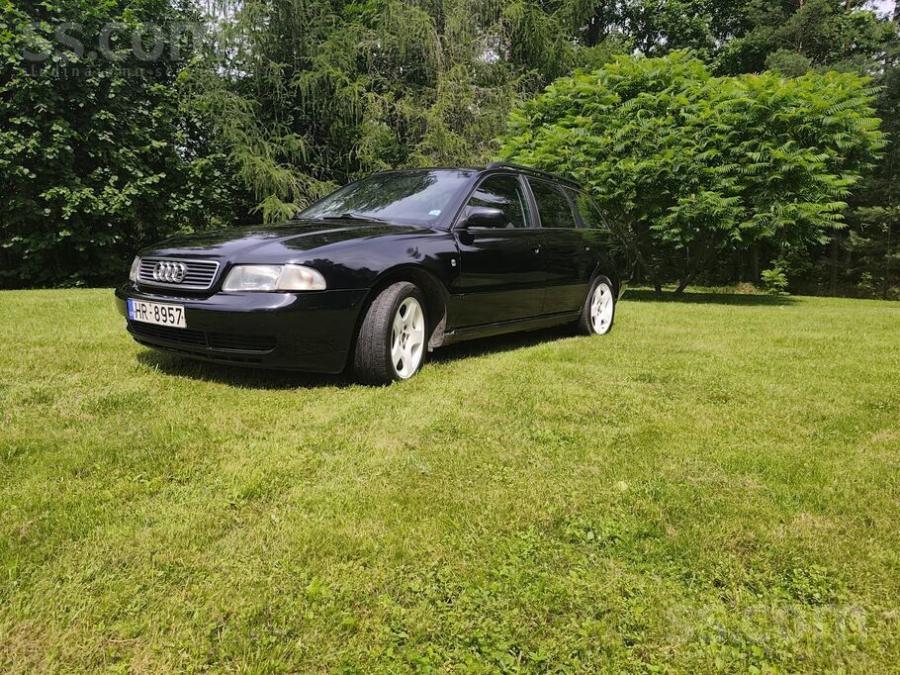 Melns Audi A4 1997 Cēsis, ar dzinēja tilpumu 1.80 L un nobraukumu 369 tūkst. km par 1400 €, foto 4 vietnē AUTOMOTO.COM.LV