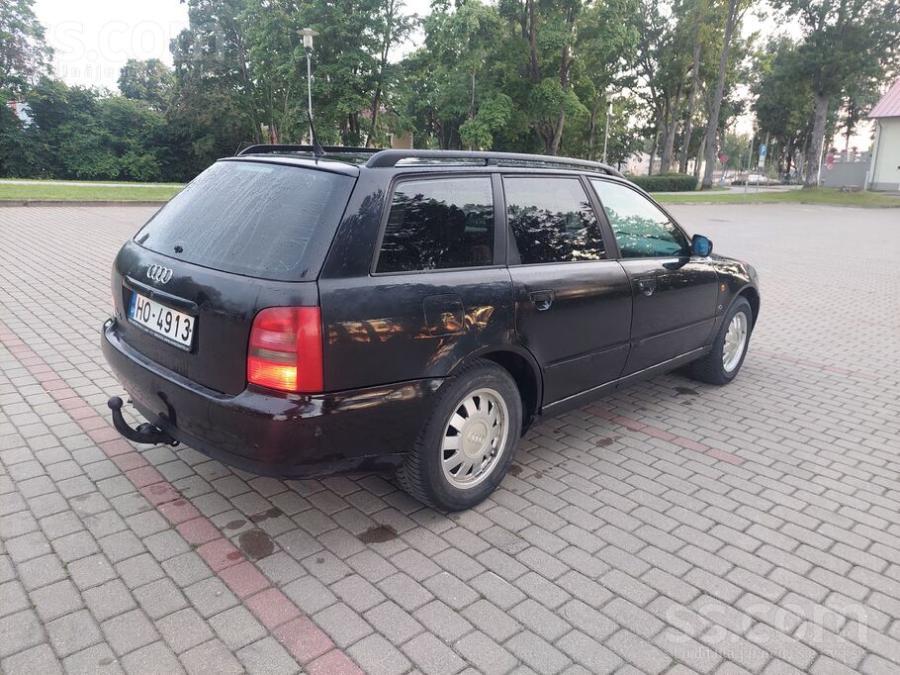 Melns Audi A4 1997 Alūksne, ar dzinēja tilpumu 1.90 L un nobraukumu 0 tūkst. km par 900 €, foto 4 vietnē AUTOMOTO.COM.LV