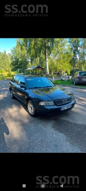 Melns Audi A4 1997 Rīga, ar dzinēja tilpumu 1.60 L un nobraukumu 400 tūkst. km par 350 €, foto 4 vietnē AUTOMOTO.COM.LV