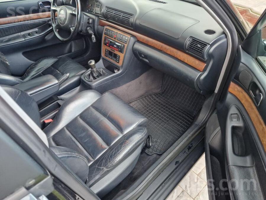 Black Audi A4 1997 in Cesis, with an engine capacity of 1.90 L and mileage of 387 thousand km for 2200 €, photo 11 on AUTOMOTO.COM.LV