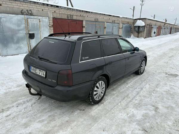 Melns Audi A4 1998 Rokiškis, ar dzinēja tilpumu 0.00 L un nobraukumu 445 tūkst. km par 749 €, foto 3 vietnē AUTOMOTO.COM.LV