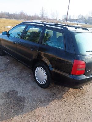 Black Audi A4 1998 in Kupiskis, with an engine capacity of 1.90 L and mileage of 500 thousand km for 950 €, photo 4 on AUTOMOTO.COM.LV