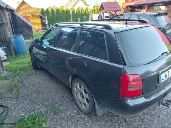 Black Audi A4 1998 in Silale, with an engine capacity of 1.90 L and mileage of 369 thousand km for 1300 €, photo 4 on AUTOMOTO.COM.LV