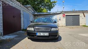 Черный Ауди А4 1998 в Рига, объемом двигателя 1.80 л и пробегом 291 тыс. км за 960 €, фото 3 на AUTOMOTO.COM.LV