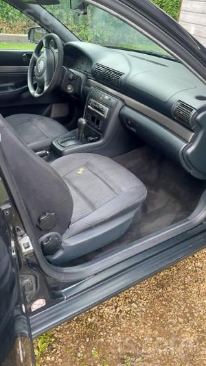 Black Audi A4 1998 in Riga, with an engine capacity of 1.90 L and mileage of 348 thousand km for 1550 €, photo 5 on AUTOMOTO.COM.LV