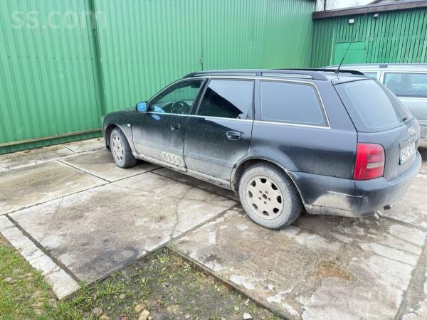 Black Audi A4 1999 in Jelgava, with an engine capacity of 2.50 L and mileage of 400 thousand km for 1570 €, photo 5 on AUTOMOTO.COM.LV