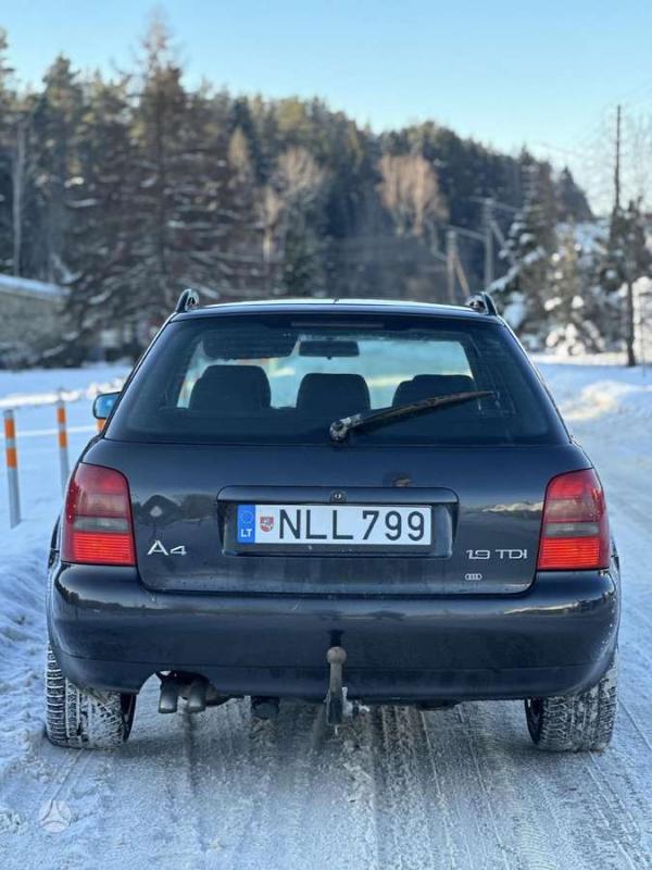 Melns Audi A4 1999 Viļņa, ar dzinēja tilpumu 1.90 L un nobraukumu 408 tūkst. km par 950 €, foto 9 vietnē AUTOMOTO.COM.LV