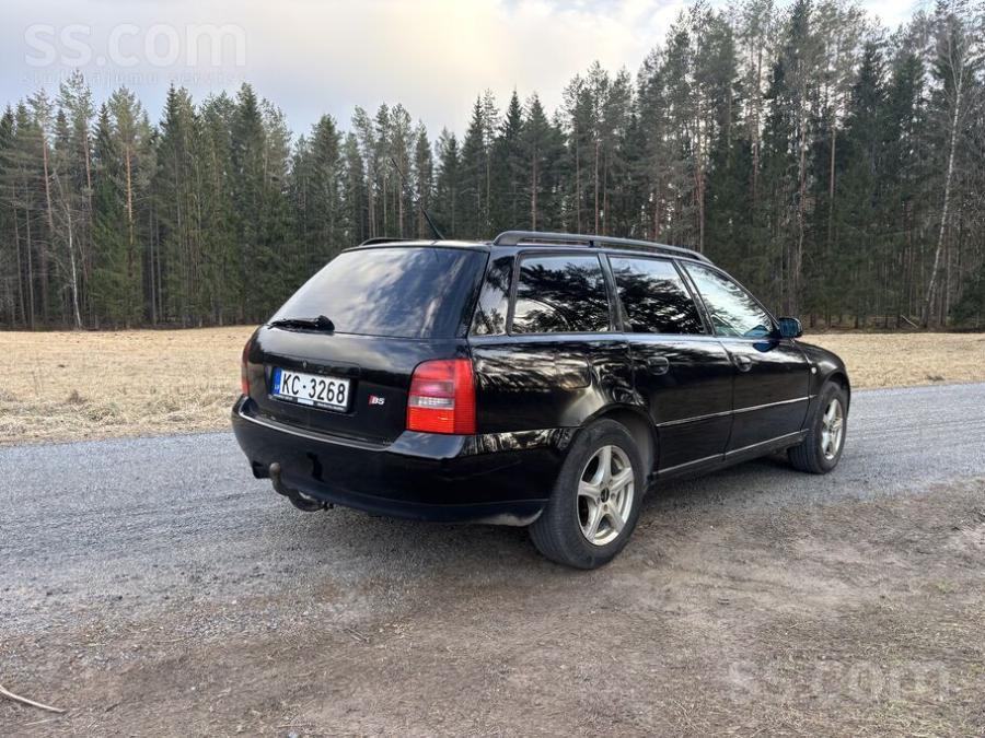 Черный Ауди А4 1999 в Цесис, объемом двигателя 1.90 л и пробегом 476 тыс. км за 1500 €, фото 4 на AUTOMOTO.COM.LV
