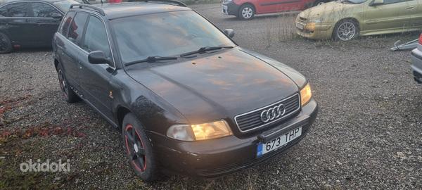 Black Audi A4 1999 in Tallinn, with an engine capacity of 2.40 L and mileage of 367 thousand km for 2499 €, photo 2 on AUTOMOTO.COM.LV