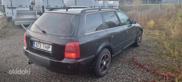 Black Audi A4 1999 in Tallinn, with an engine capacity of 2.40 L and mileage of 367 thousand km for 2499 €, photo 3 on AUTOMOTO.COM.LV