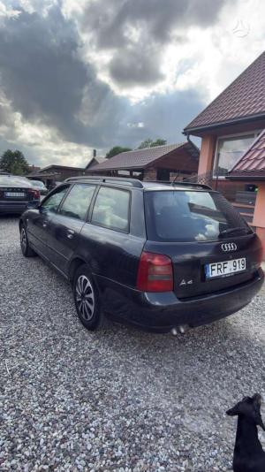 Black Audi A4 1999 in Jurbarkas, with an engine capacity of 1.90 L and mileage of 323 thousand km for 850 €, photo 6 on AUTOMOTO.COM.LV