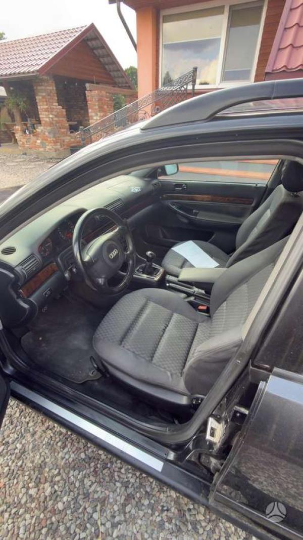 Melns Audi A4 1999 Jurbarkas, ar dzinēja tilpumu 1.90 L un nobraukumu 323 tūkst. km par 850 €, foto 7 vietnē AUTOMOTO.COM.LV