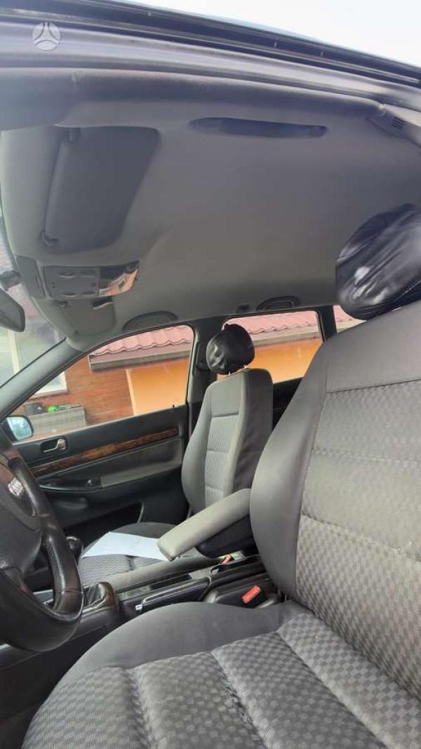 Melns Audi A4 1999 Jurbarkas, ar dzinēja tilpumu 1.90 L un nobraukumu 323 tūkst. km par 850 €, foto 9 vietnē AUTOMOTO.COM.LV