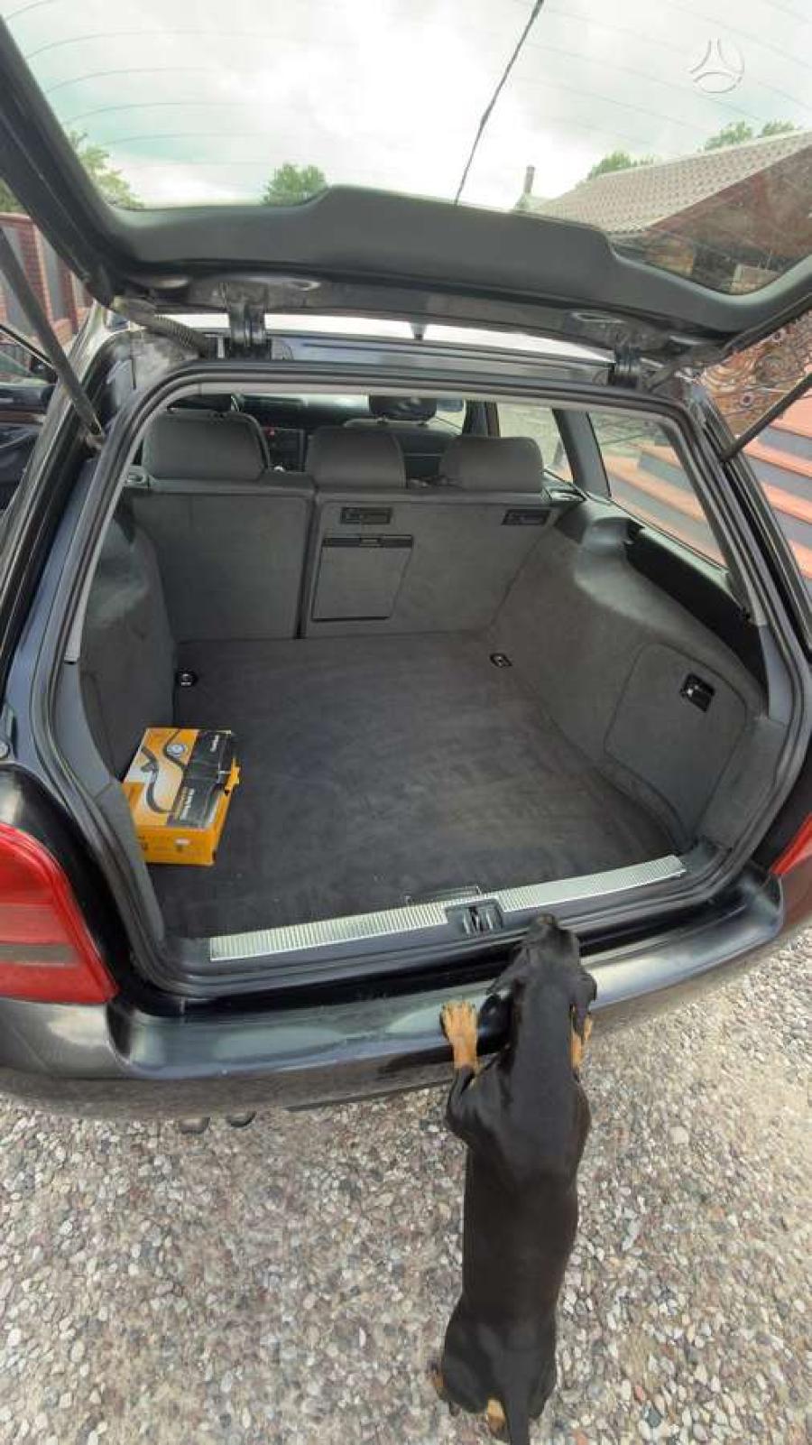 Black Audi A4 1999 in Jurbarkas, with an engine capacity of 1.90 L and mileage of 323 thousand km for 850 €, photo 12 on AUTOMOTO.COM.LV