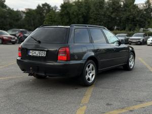 Black Audi A4 1999 in Kaunas, with an engine capacity of 1.90 L and mileage of 471 thousand km for 1200 €, photo 4 on AUTOMOTO.COM.LV