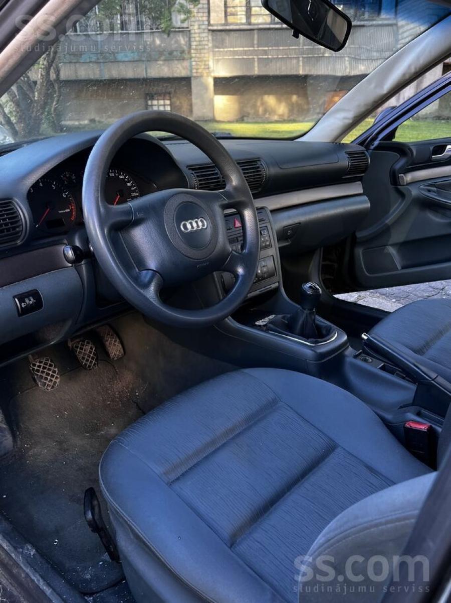 Black Audi A4 1999 in Riga, with an engine capacity of 1.80 L and mileage of 240 thousand km for 580 €, photo 5 on AUTOMOTO.COM.LV