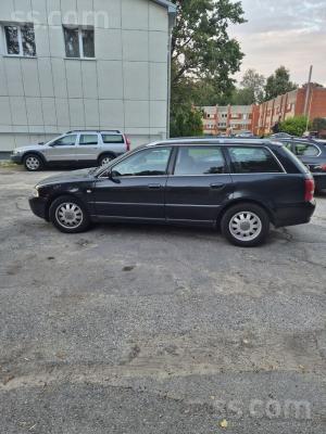 Black Audi A4 1999 in Jelgava, with an engine capacity of 1.90 L and mileage of 392 thousand km for 1300 €, photo 3 on AUTOMOTO.COM.LV