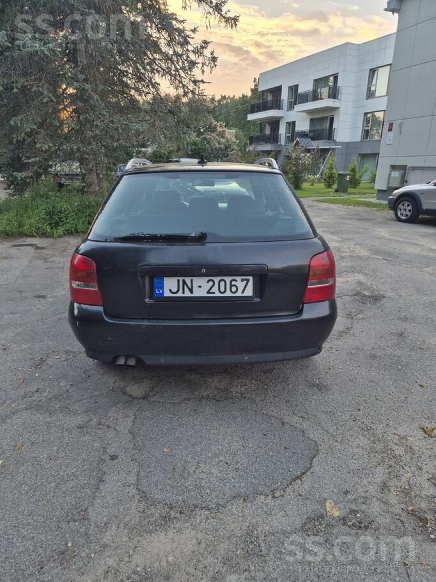 Black Audi A4 1999 in Jelgava, with an engine capacity of 1.90 L and mileage of 392 thousand km for 1300 €, photo 5 on AUTOMOTO.COM.LV
