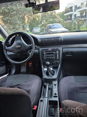 Black Audi A4 1999 in Jelgava, with an engine capacity of 1.90 L and mileage of 392 thousand km for 1300 €, photo 6 on AUTOMOTO.COM.LV