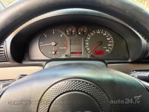 Black Audi A4 1999 in Rapla, with an engine capacity of 2.50 L and mileage of 336 thousand km for 1000 €, photo 12 on AUTOMOTO.COM.LV