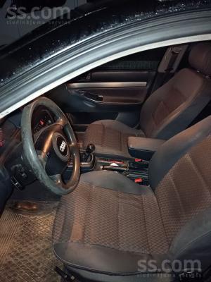 Melns Audi A4 2000 Limbaži, ar dzinēja tilpumu 1.90 L un nobraukumu 500 tūkst. km par 1150 €, foto 4 vietnē AUTOMOTO.COM.LV