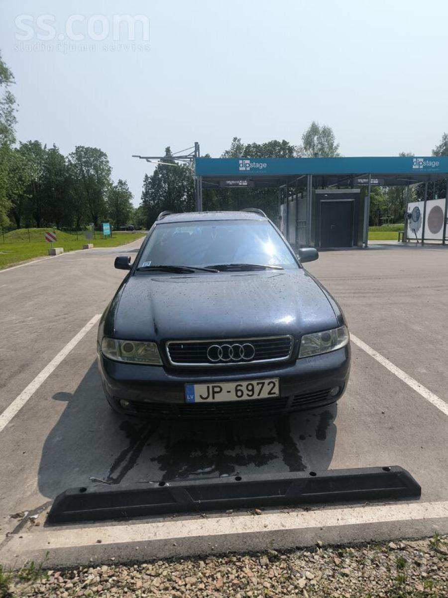Melns Audi A4 2000 Bauska, ar dzinēja tilpumu 1.90 L un nobraukumu 430 tūkst. km par 1100 €, foto 4 vietnē AUTOMOTO.COM.LV
