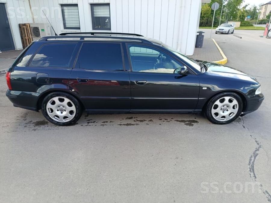 Melns Audi A4 2000 Jēkabpils, ar dzinēja tilpumu 1.90 L un nobraukumu 346 tūkst. km par 2400 €, foto 3 vietnē AUTOMOTO.COM.LV