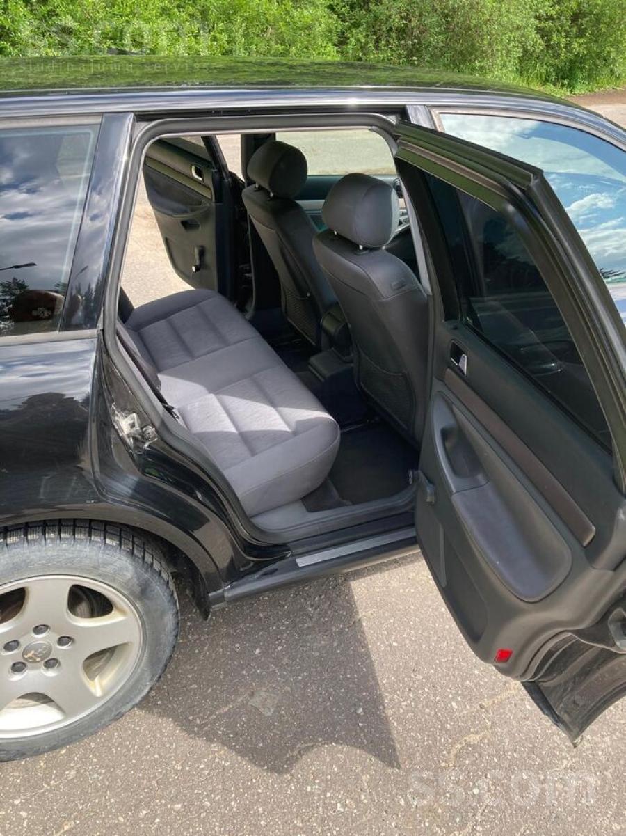 Black Audi A4 2000 in Riga, with an engine capacity of 1.80 L and mileage of 330 thousand km for 1300 €, photo 8 on AUTOMOTO.COM.LV