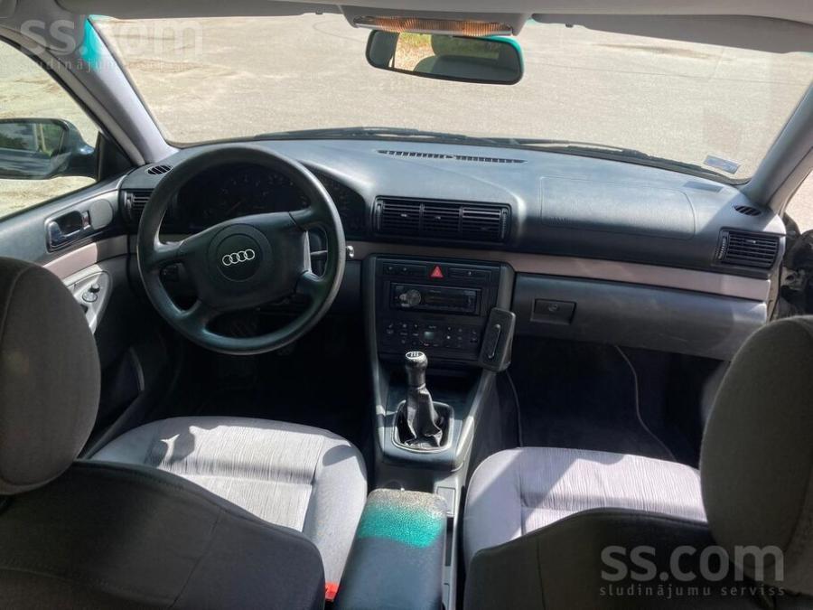 Black Audi A4 2000 in Riga, with an engine capacity of 1.80 L and mileage of 330 thousand km for 1300 €, photo 10 on AUTOMOTO.COM.LV