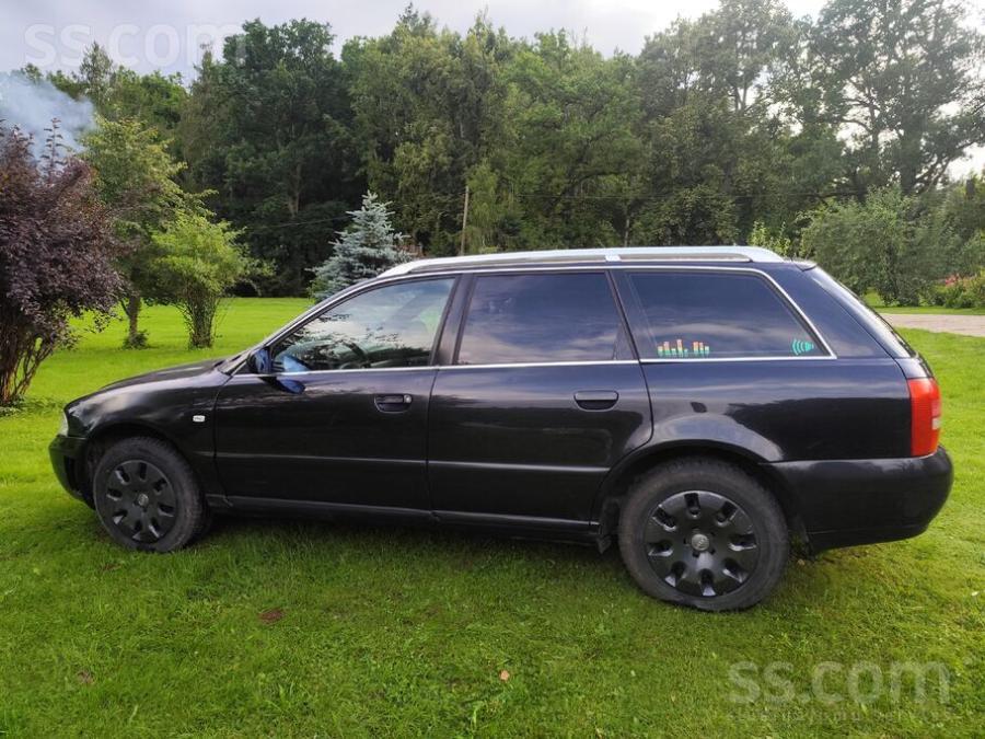 Melns Audi A4 2000 Cēsis, ar dzinēja tilpumu 1.90 L un nobraukumu 460 tūkst. km par 1000 €, foto 3 vietnē AUTOMOTO.COM.LV