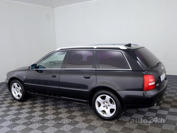 Melns Audi A4 2000 Tallina, ar dzinēja tilpumu 1.60 L un nobraukumu 325 tūkst. km par 1199 €, foto 4 vietnē AUTOMOTO.COM.LV