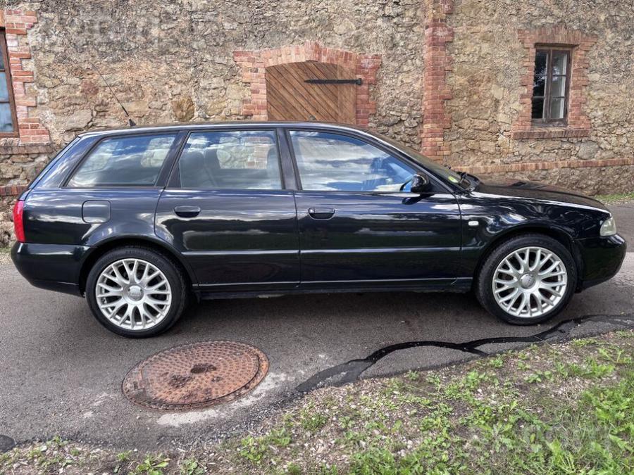 Melns Audi A4 2000 Bauska, ar dzinēja tilpumu 1.90 L un nobraukumu 355 tūkst. km par 1850 €, foto 15 vietnē AUTOMOTO.COM.LV