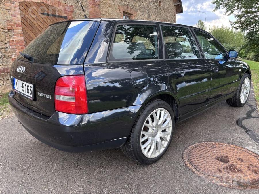 Melns Audi A4 2000 Bauska, ar dzinēja tilpumu 1.90 L un nobraukumu 355 tūkst. km par 1850 €, foto 16 vietnē AUTOMOTO.COM.LV